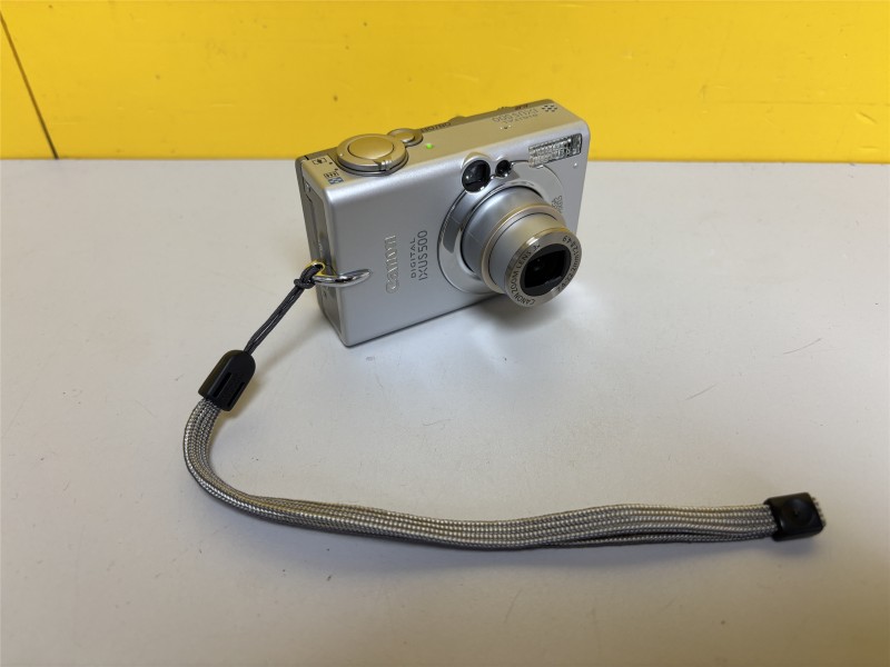 Canon Ixus 500 5Mp Compact Digital Camera Silver | 054900178612 | Cash ...