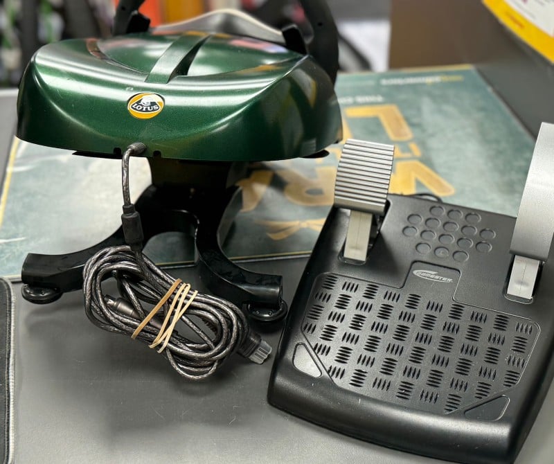 Xbox Original Lotus Steering Wheel & Pedals Green | 033400128136 | Cash ...