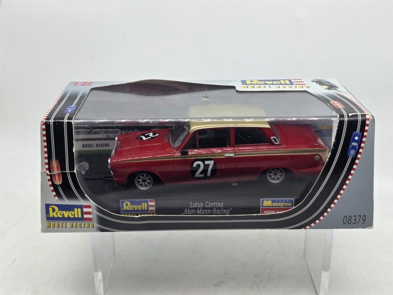 Revell Model Racing Lotus Cortina "Alan-Mann-Racing" 08379 White ...
