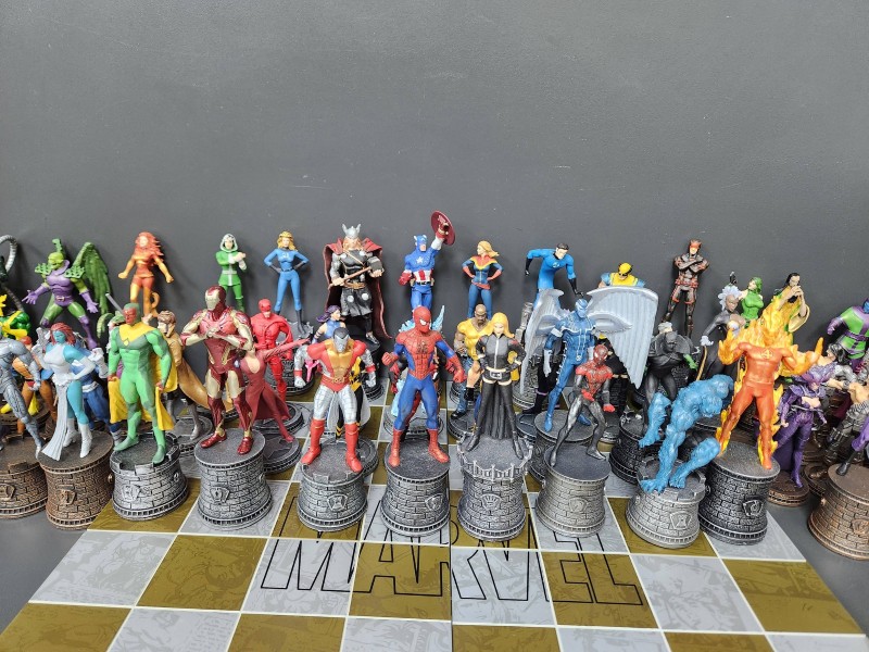 Eaglemoss Marvel Collection Chess Set White | 049500126387 | Cash ...