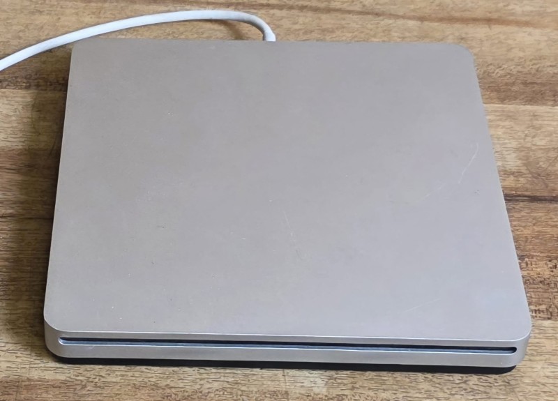 Apple Usb Superdrive (Model A1379) Silver | 048900252795 | Cash Converters